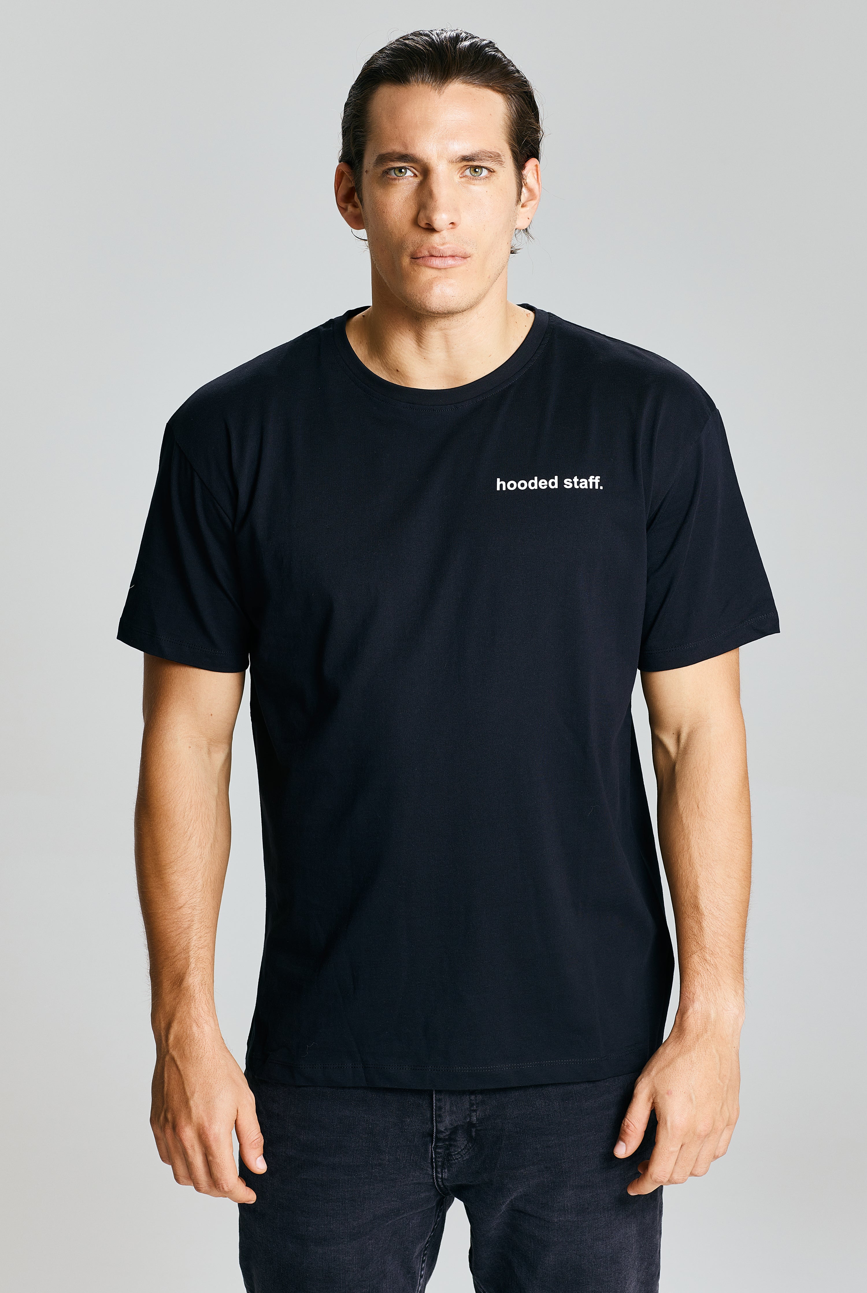 101 TEE BLACK – hooded staff.