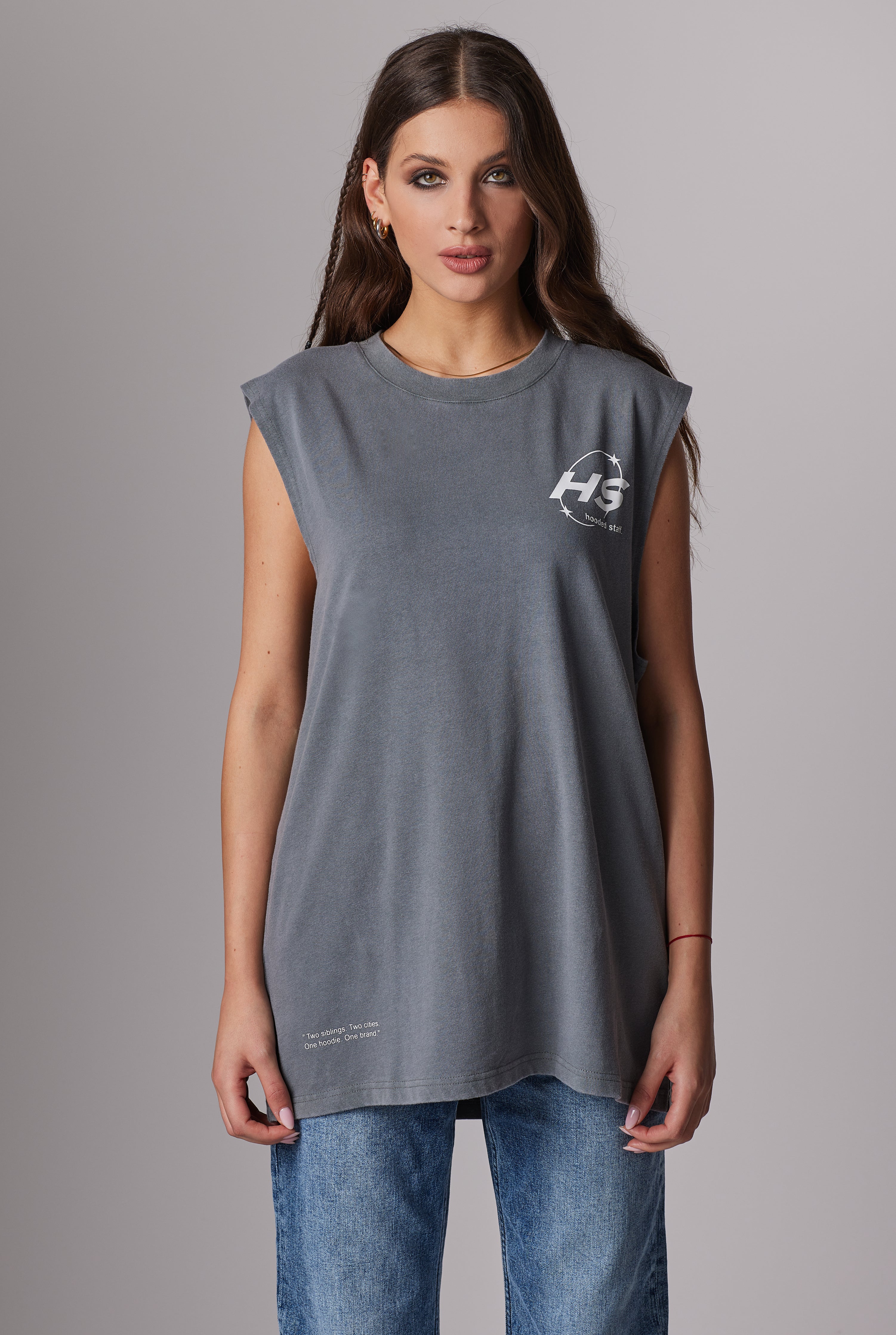 PLANET TANK GREY – hooded staff.