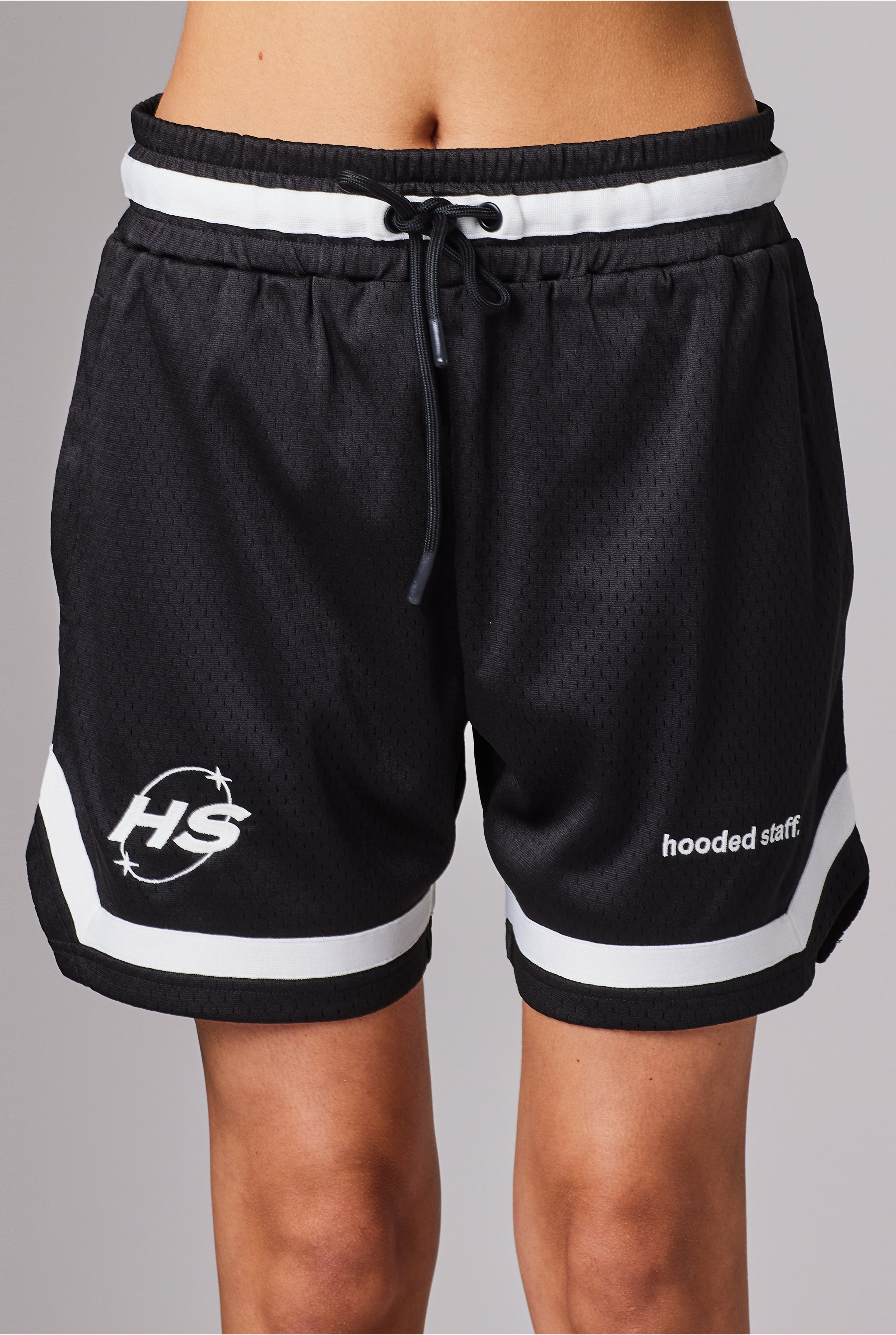 PLANET MESH ONYX – hooded staff.